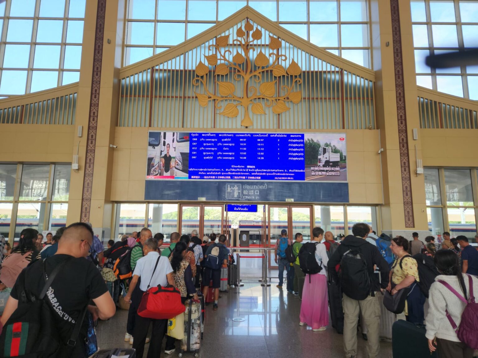 LCR train ticket from Luang prabang to Kunming
